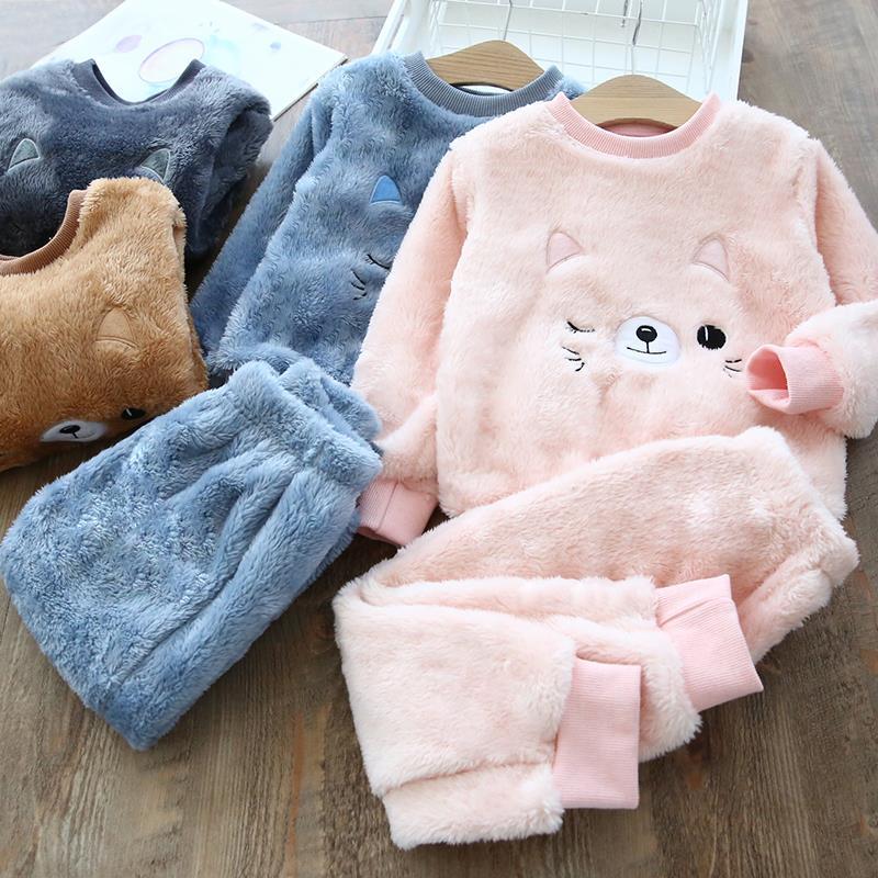 Warme kattenfleece pyjamaset voor kinderen • Kinder World